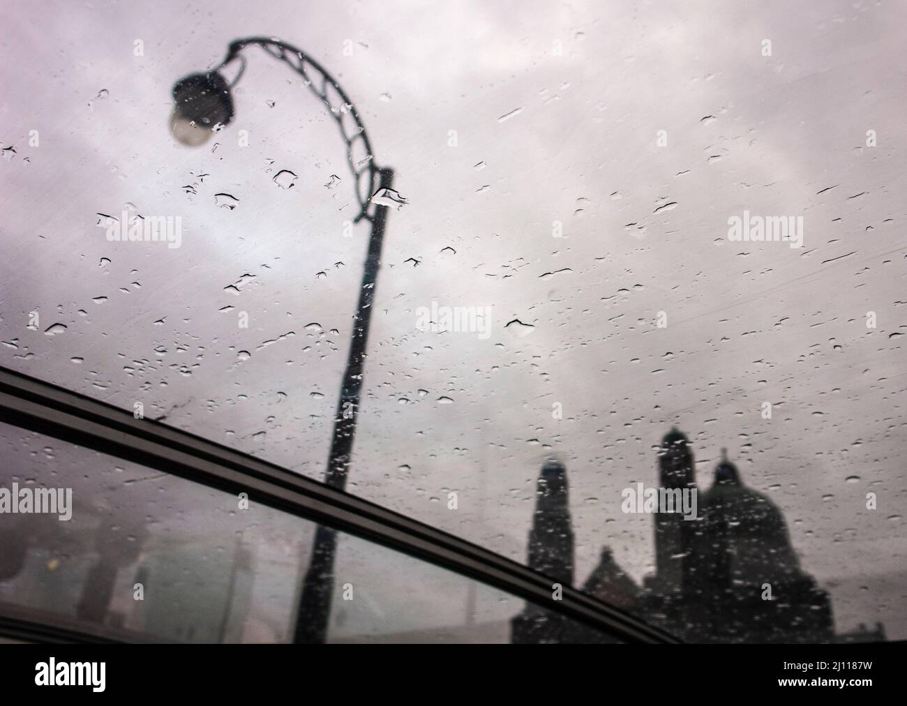 Roof of bus hi-res stock photography and images - Alamy