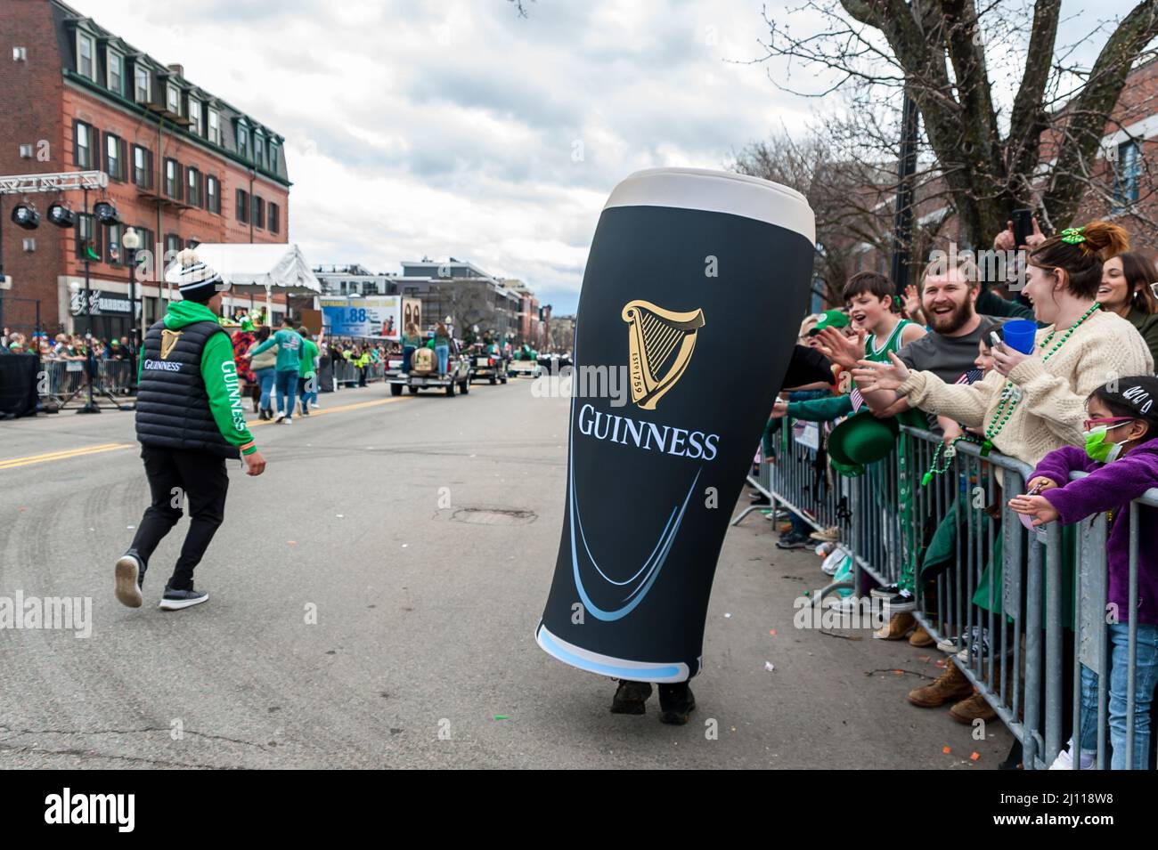 Guinness mascot hi-res stock photography and images - Alamy