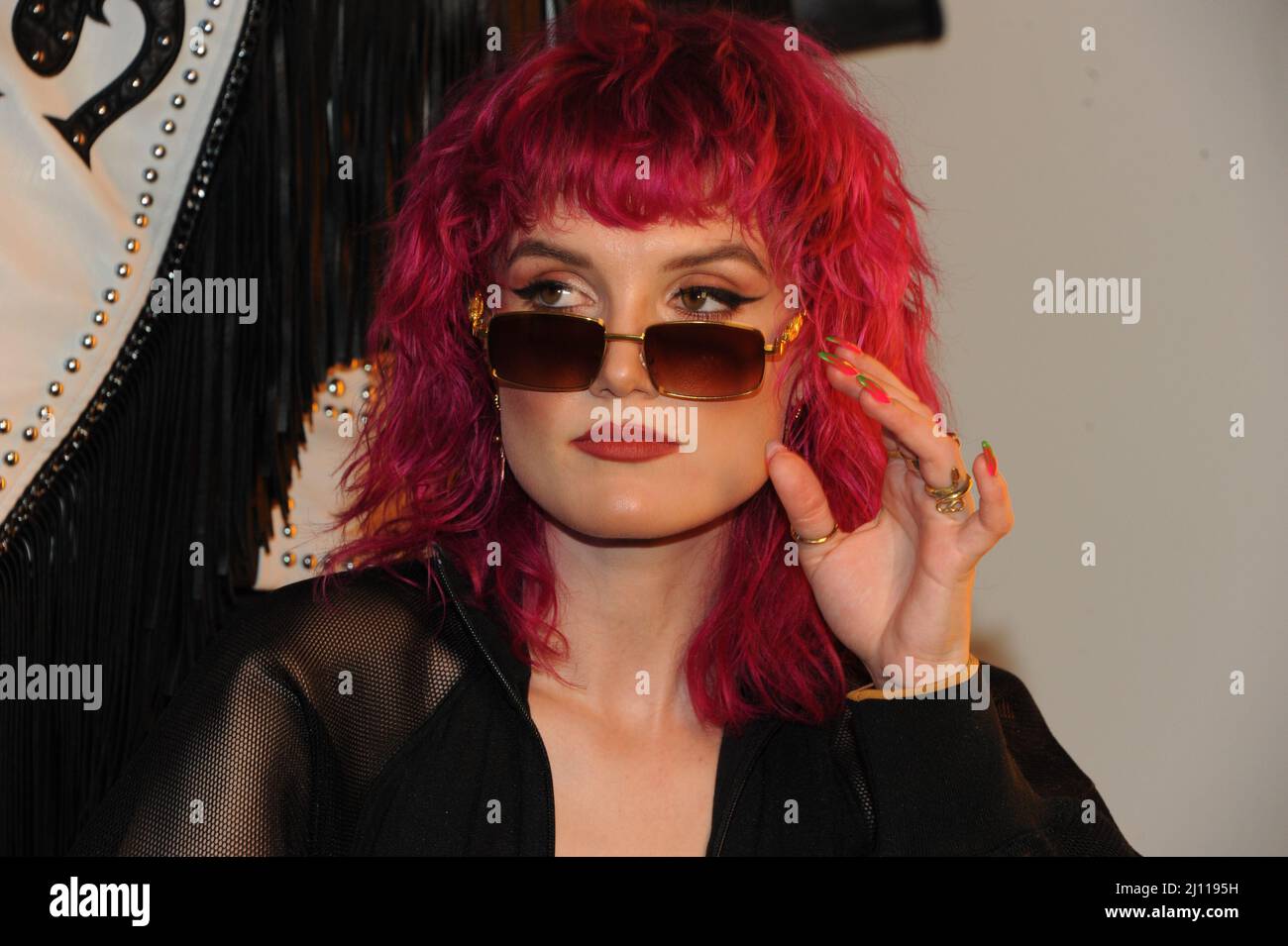 Model Cait Ryan in New York City, photos by Nadja Sayej Stock Photo - Alamy