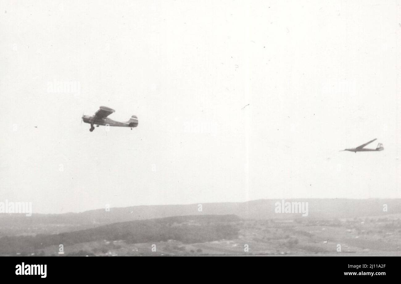 The aeroplane fight hi-res stock photography and images - Alamy