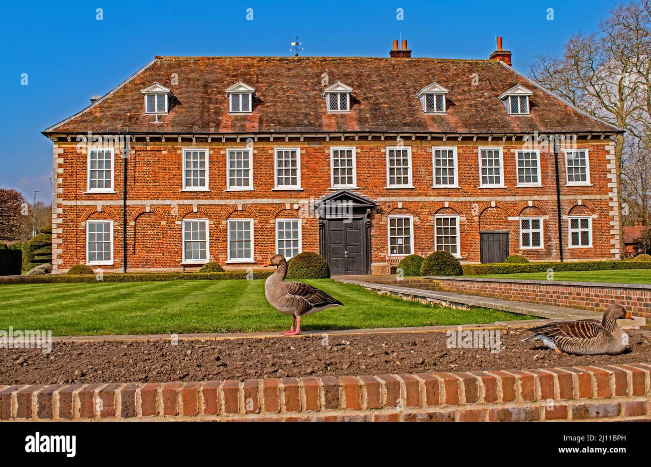 Mansions in kent hi-res stock photography and images - Alamy