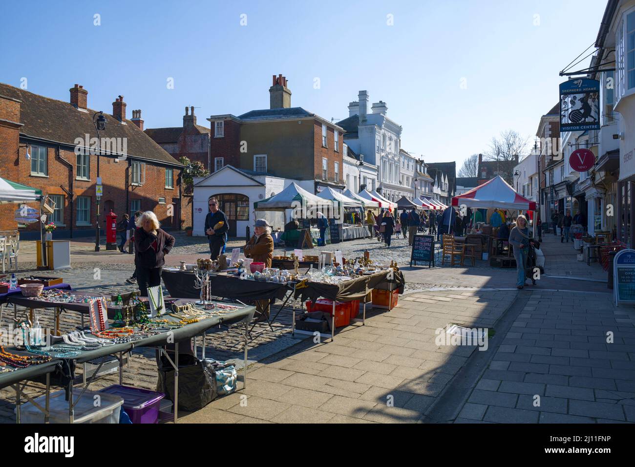 Medieval market place hi-res stock photography and images - Alamy