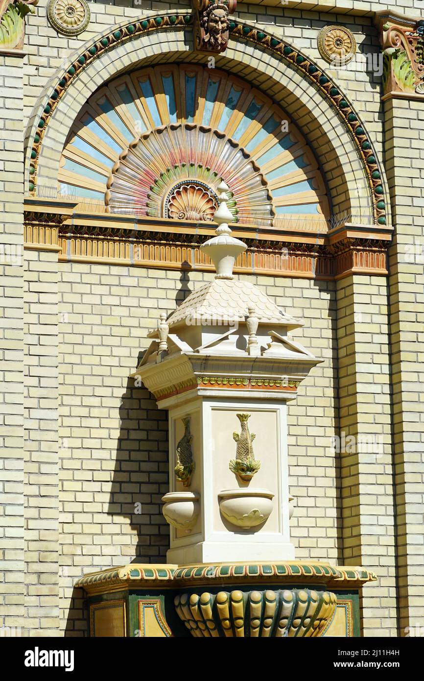 House of the hungarian millenium hi-res stock photography and images ...