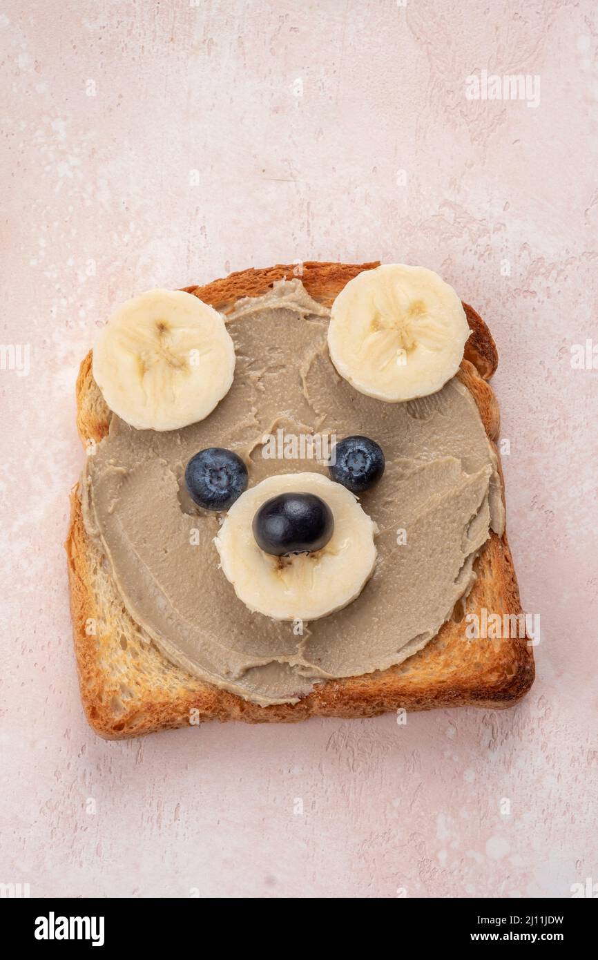 Bear art product hi-res stock photography and images - Alamy