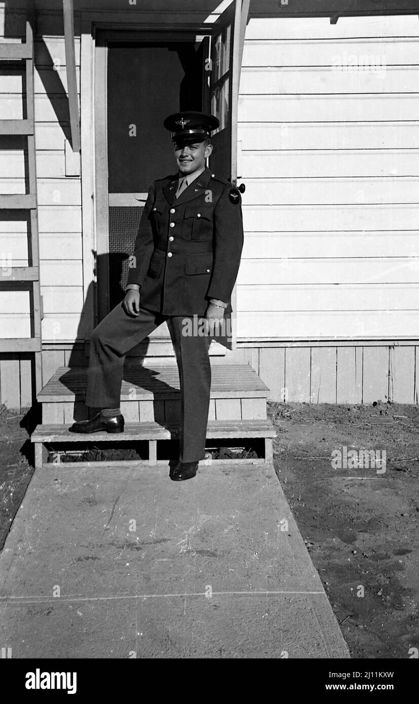 World war 2 American air force Pilot posing in uniform Stock Photo - Alamy