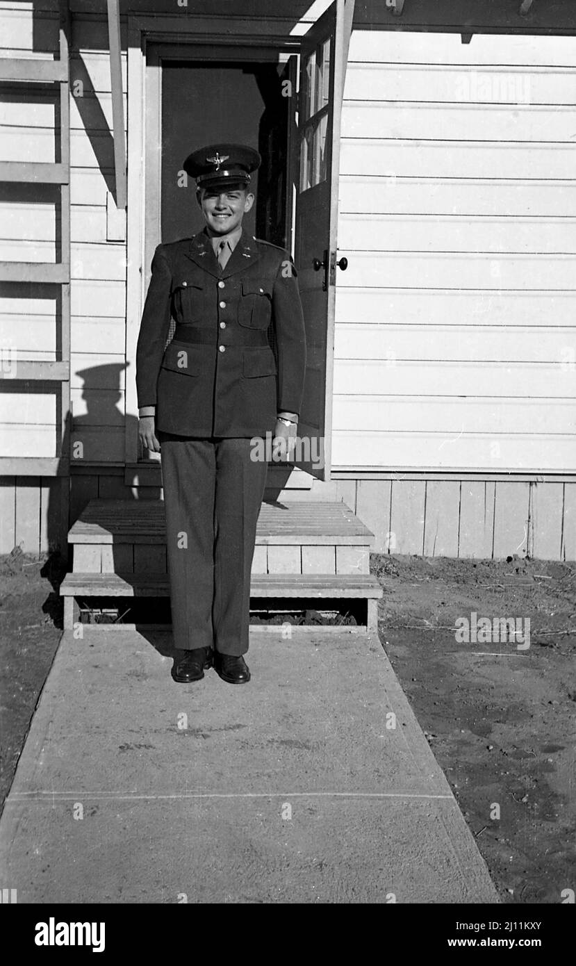 World war 2 American air force Pilot posing in uniform Stock Photo - Alamy