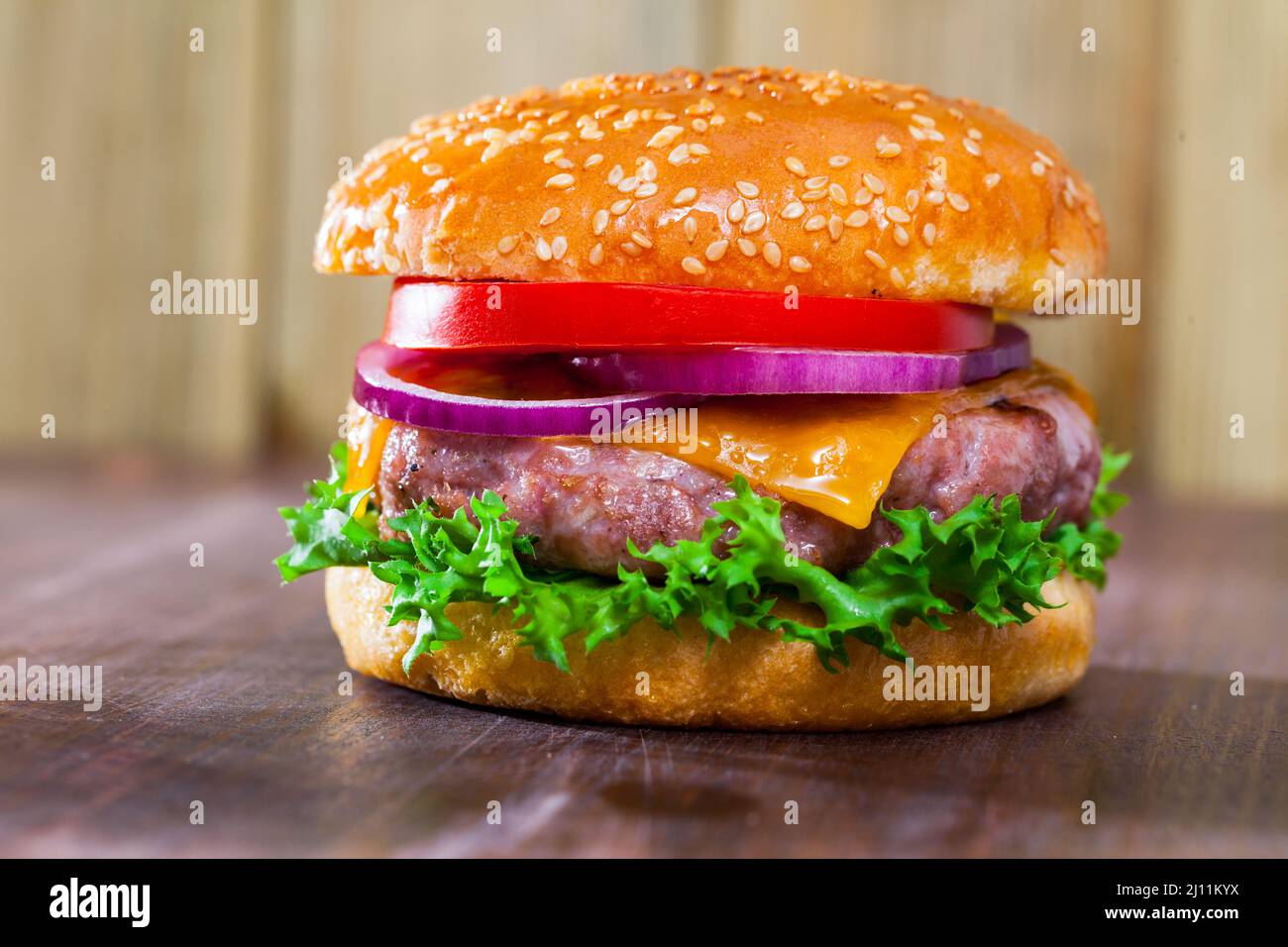 Classic homemade cheeseburger Stock Photo - Alamy