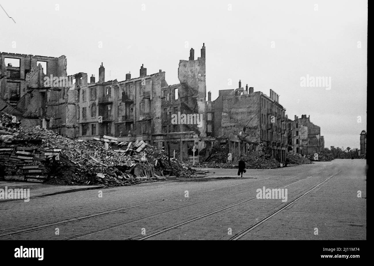 Berlin post ww2 hi-res stock photography and images - Alamy