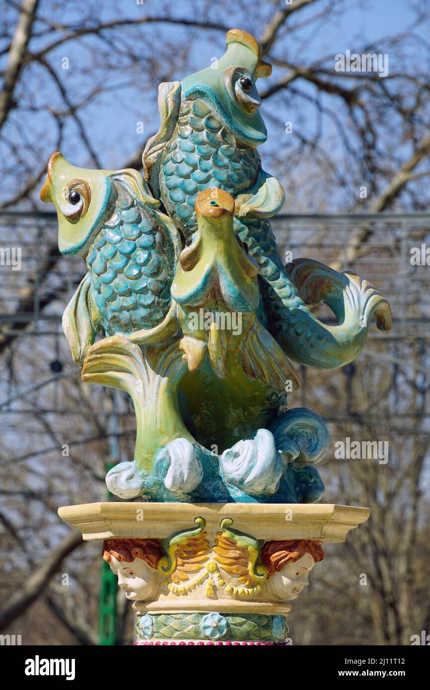 Zsolnay fountain, City Park (Városliget), District XIV, Budapest ...