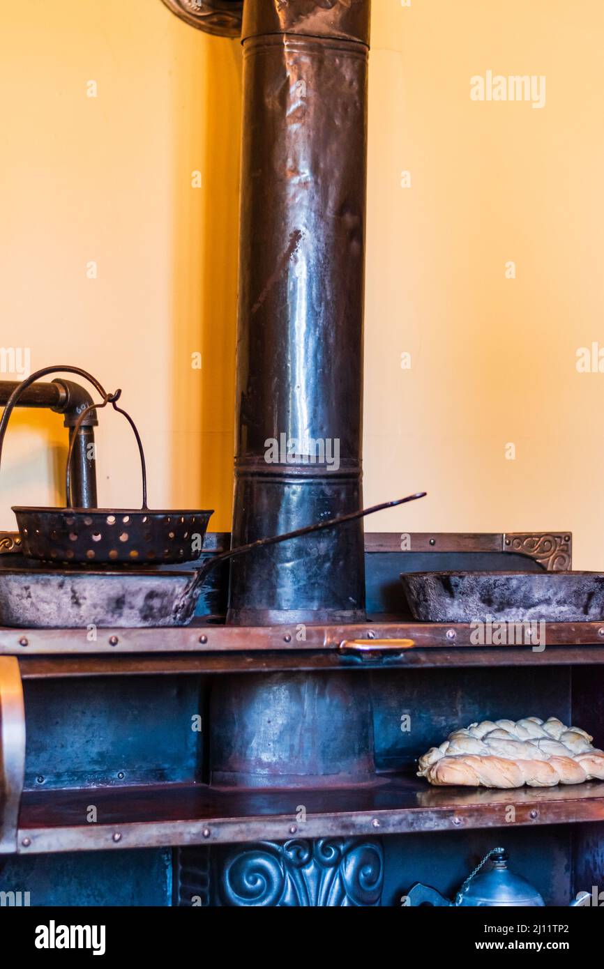 Coal stove hi-res stock photography and images - Alamy