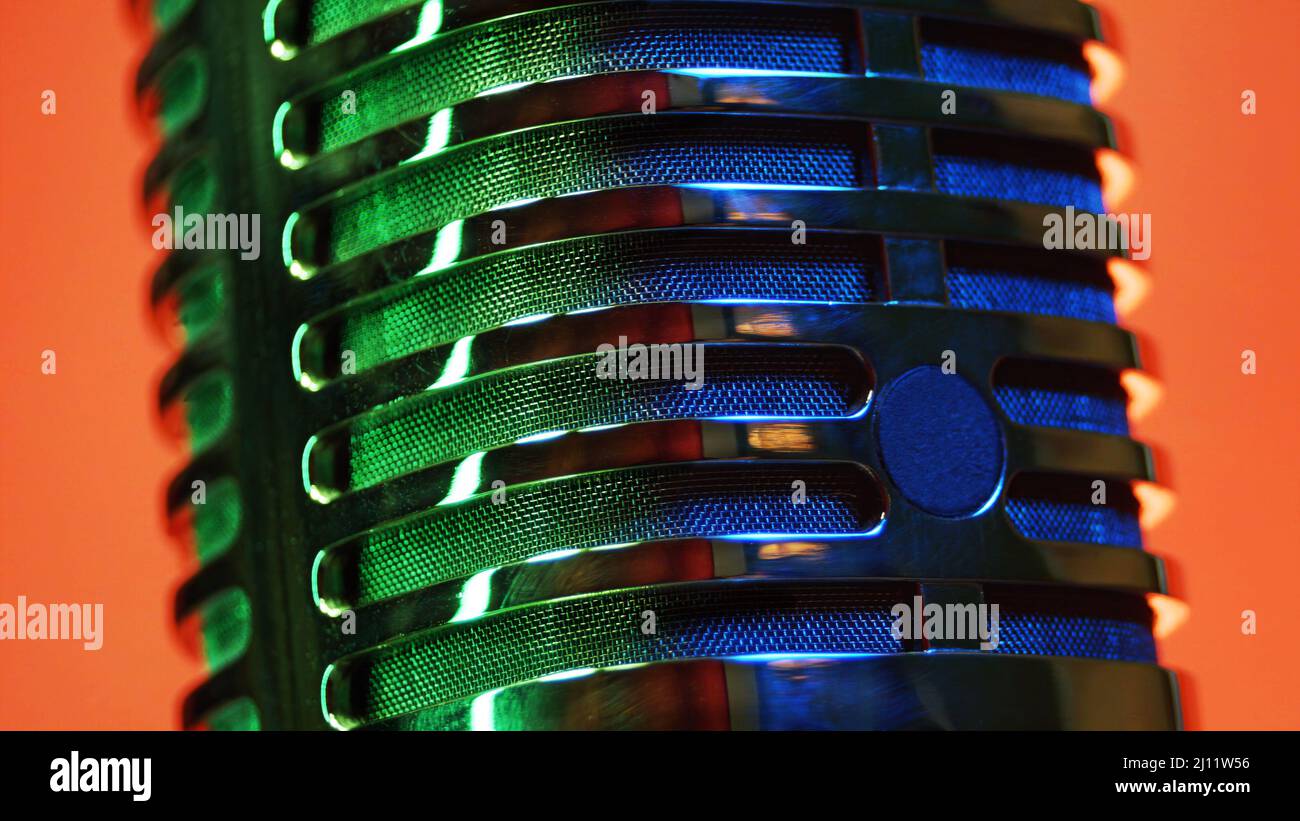 Old style radio microphone hi-res stock photography and images - Alamy