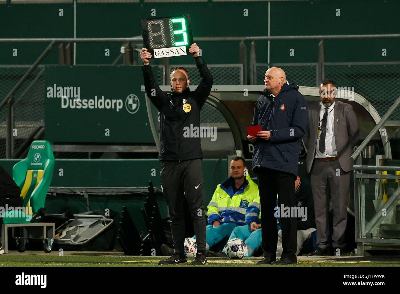 DEN HAAG, NETHERLANDS - MARCH 21: Fourth official Stijn van Zuilichem ...