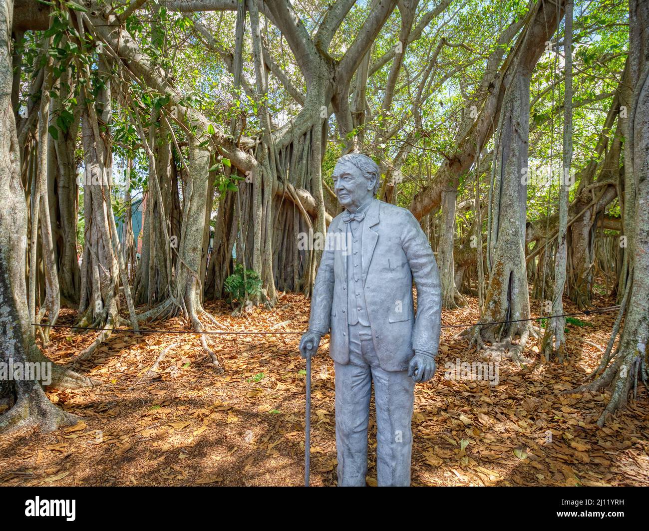 Thomas Edison statue at the Edison and Ford Winter Estates in Fort ...
