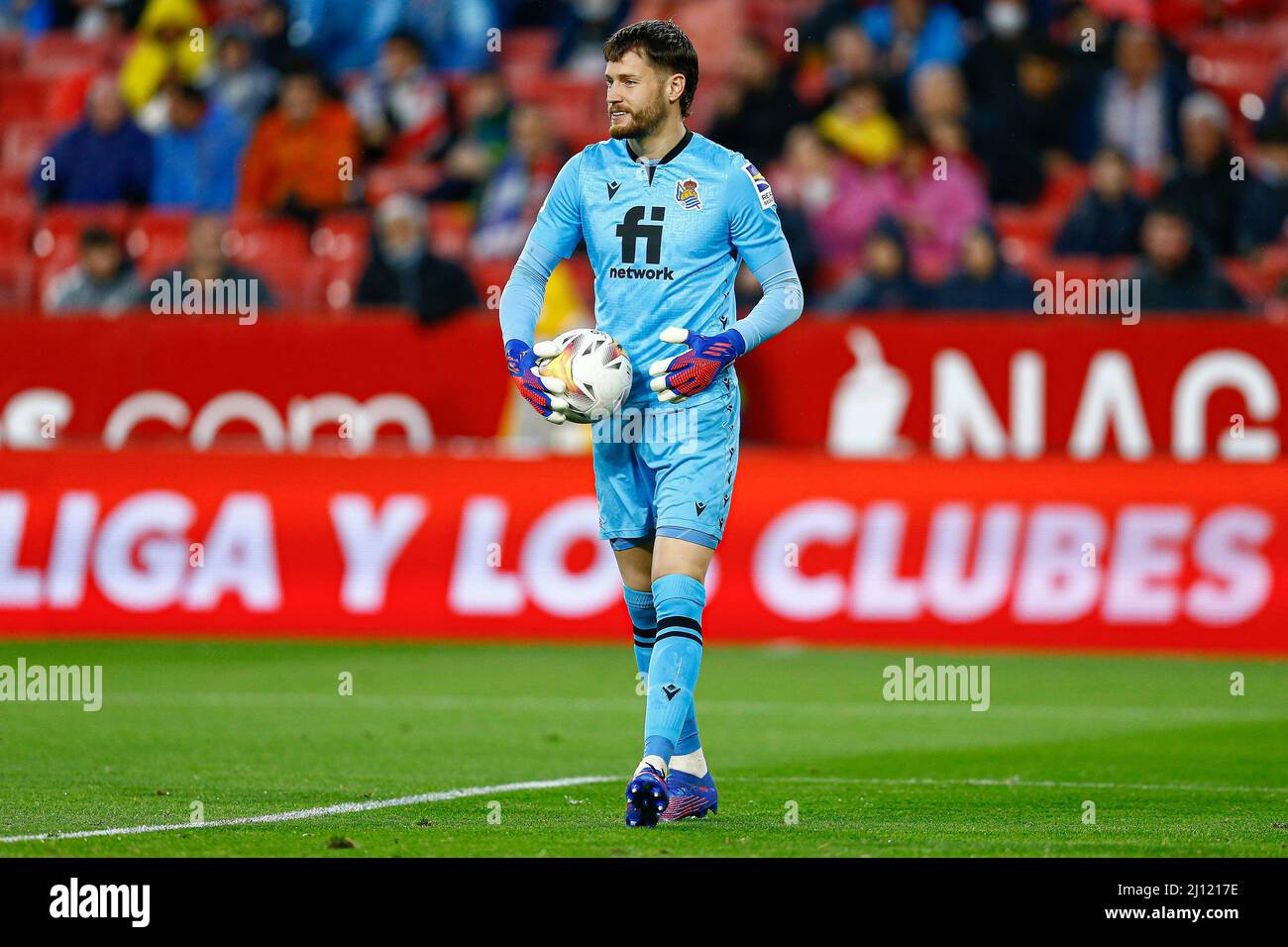Alex remiro real sociedad 2022 hi-res stock photography and images - Alamy