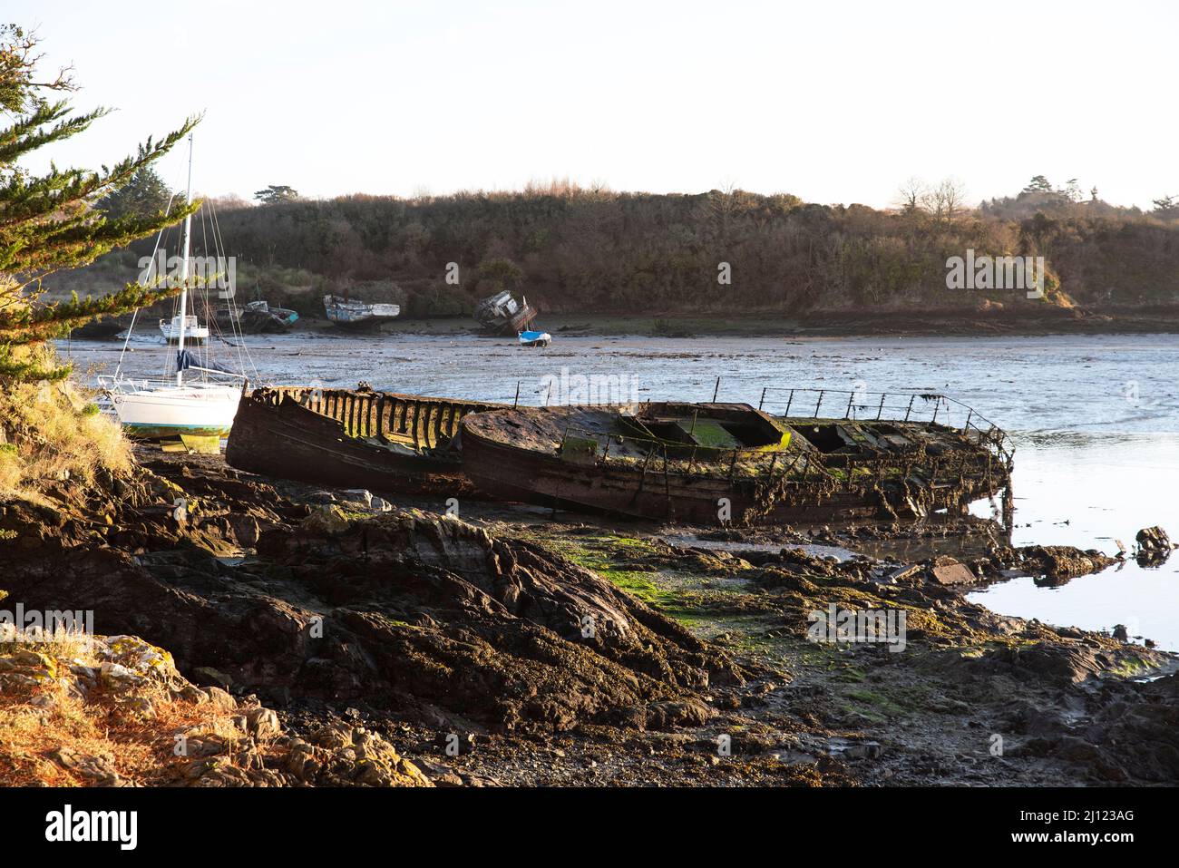 Wreck ship in brittany hi-res stock photography and images - Alamy