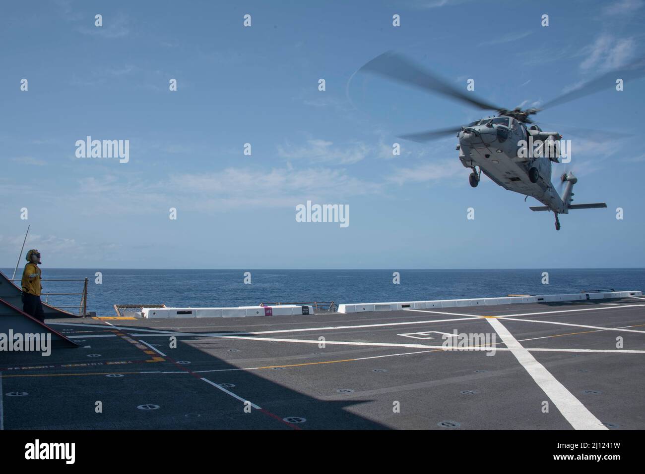 220314-N-XB010-1001 EAST CHINA SEA (March 14, 2022) Aviation Boatswain ...