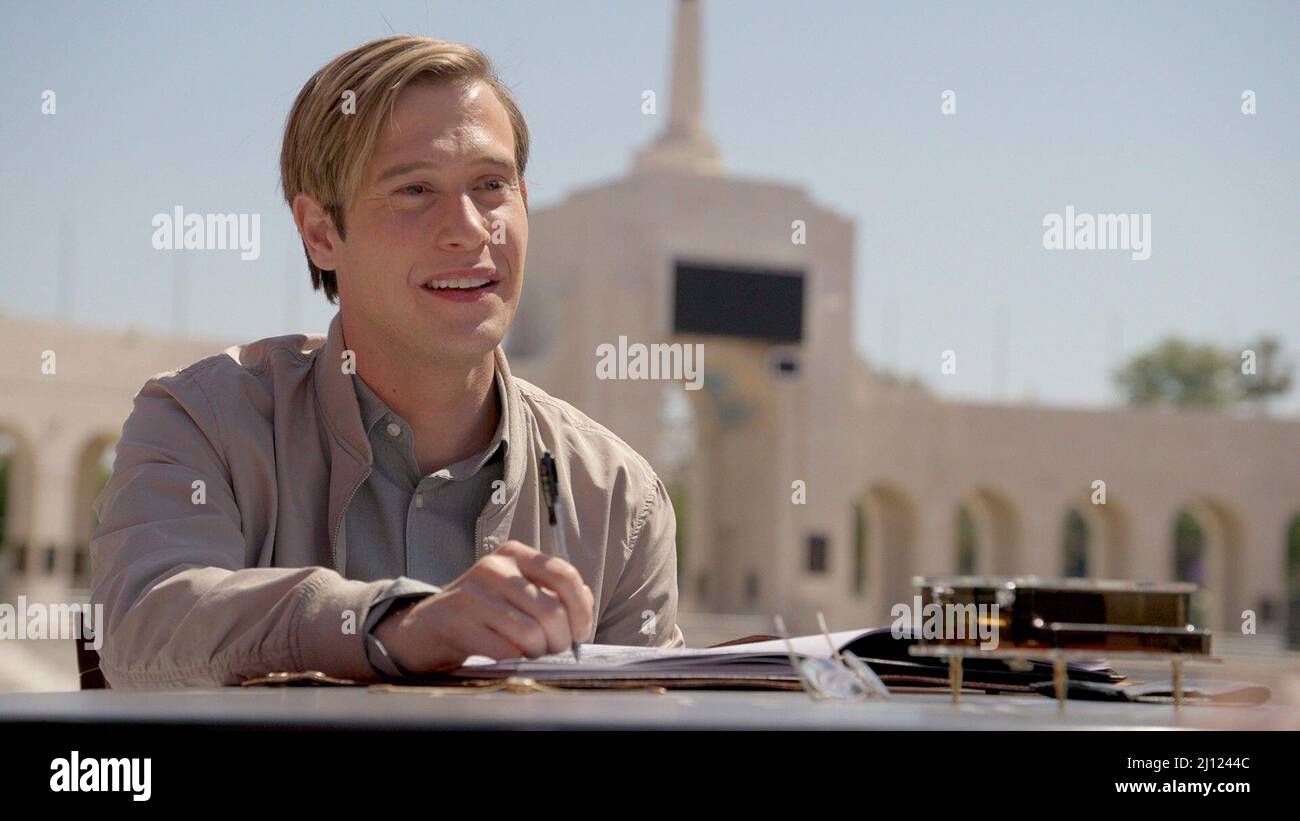 LIFE AFTER DEATH WITH TYLER HENRY, Tyler Henry, '', (Season 1, ep. 103 ...