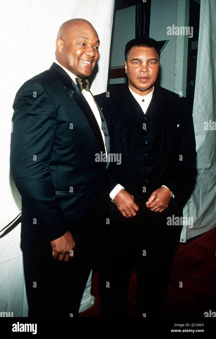 Ex-Boxing Champions Ken Norton & Muhammad Ali Backstage at the Cable ...