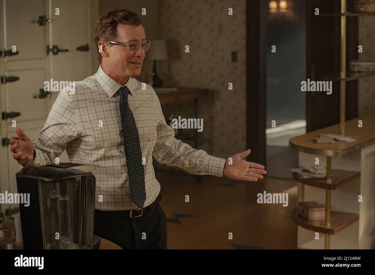 SHINING VALE, Greg Kinnear, Chapter Two - She Comes At Night', (Season 1, ep. 102, aired Mar. 6 ...