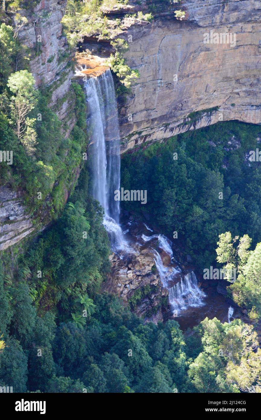 A view of Katoomba Falls in the Blue Mountains of Australia Stock Photo ...