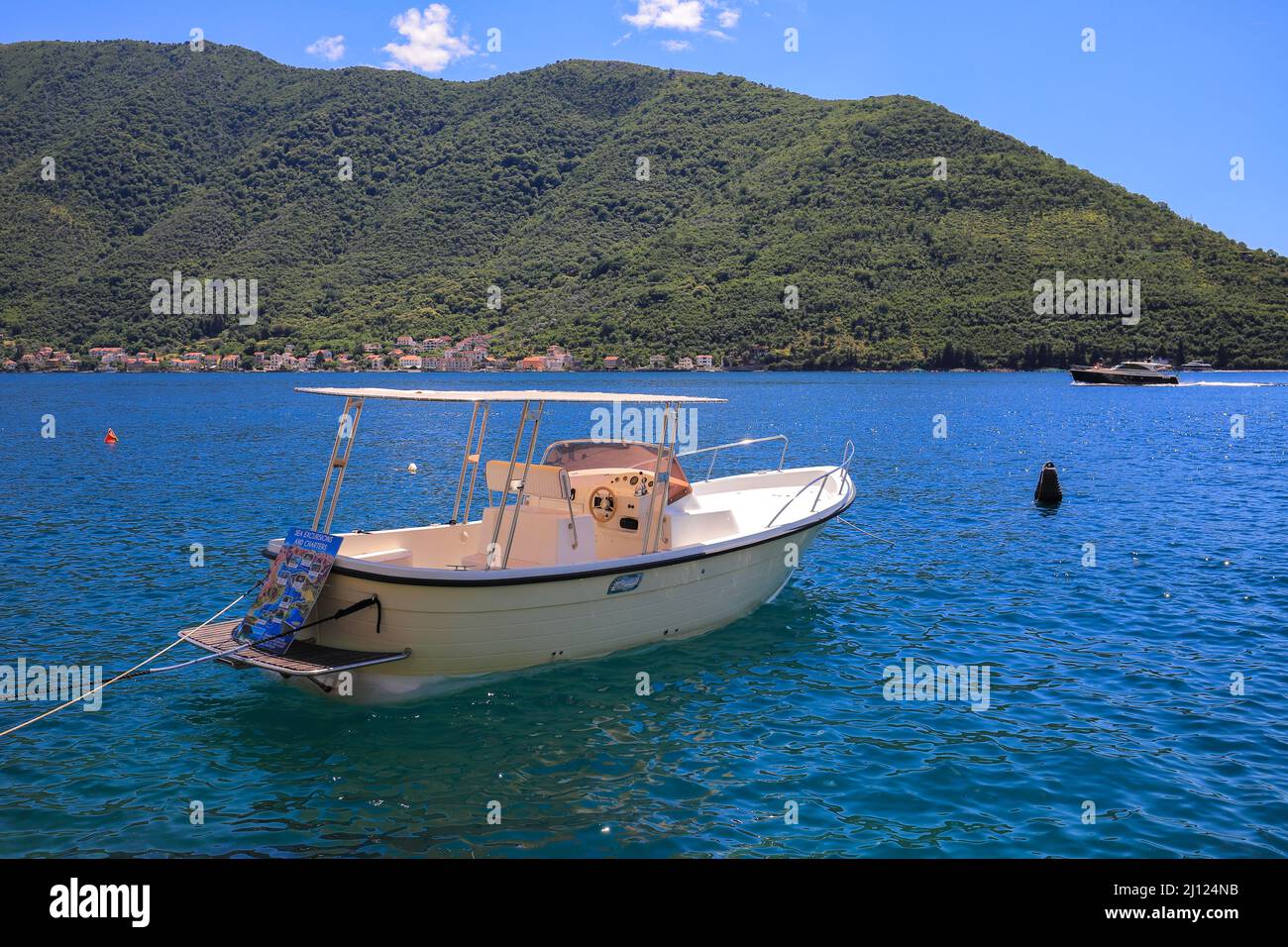 Motor boat on sea hi-res stock photography and images - Alamy