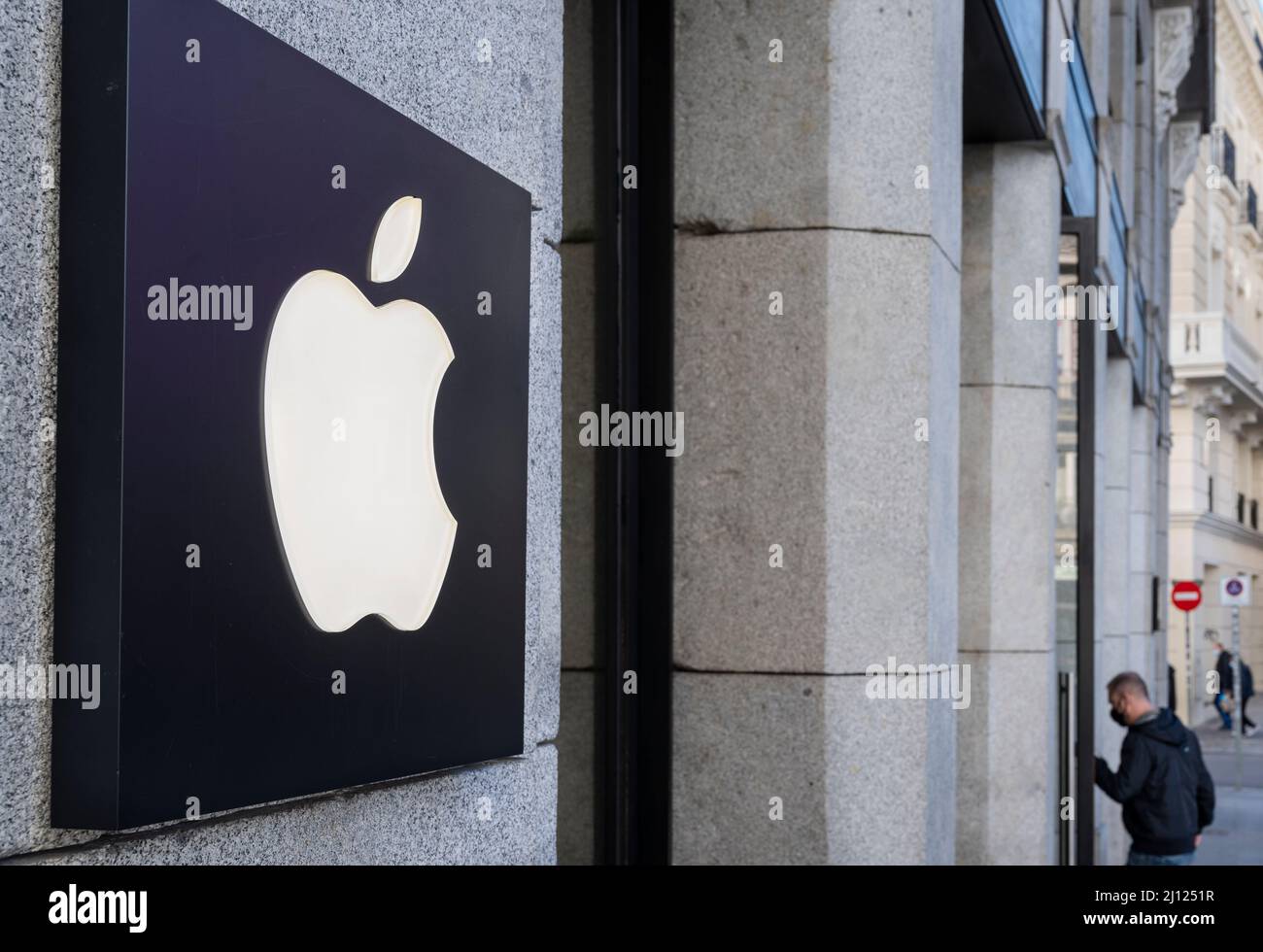 American multinational technology company Apple store seen in Spain ...
