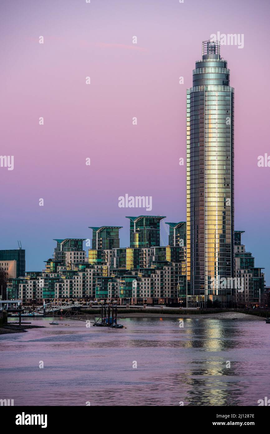 Nine elms wharf hi-res stock photography and images - Alamy