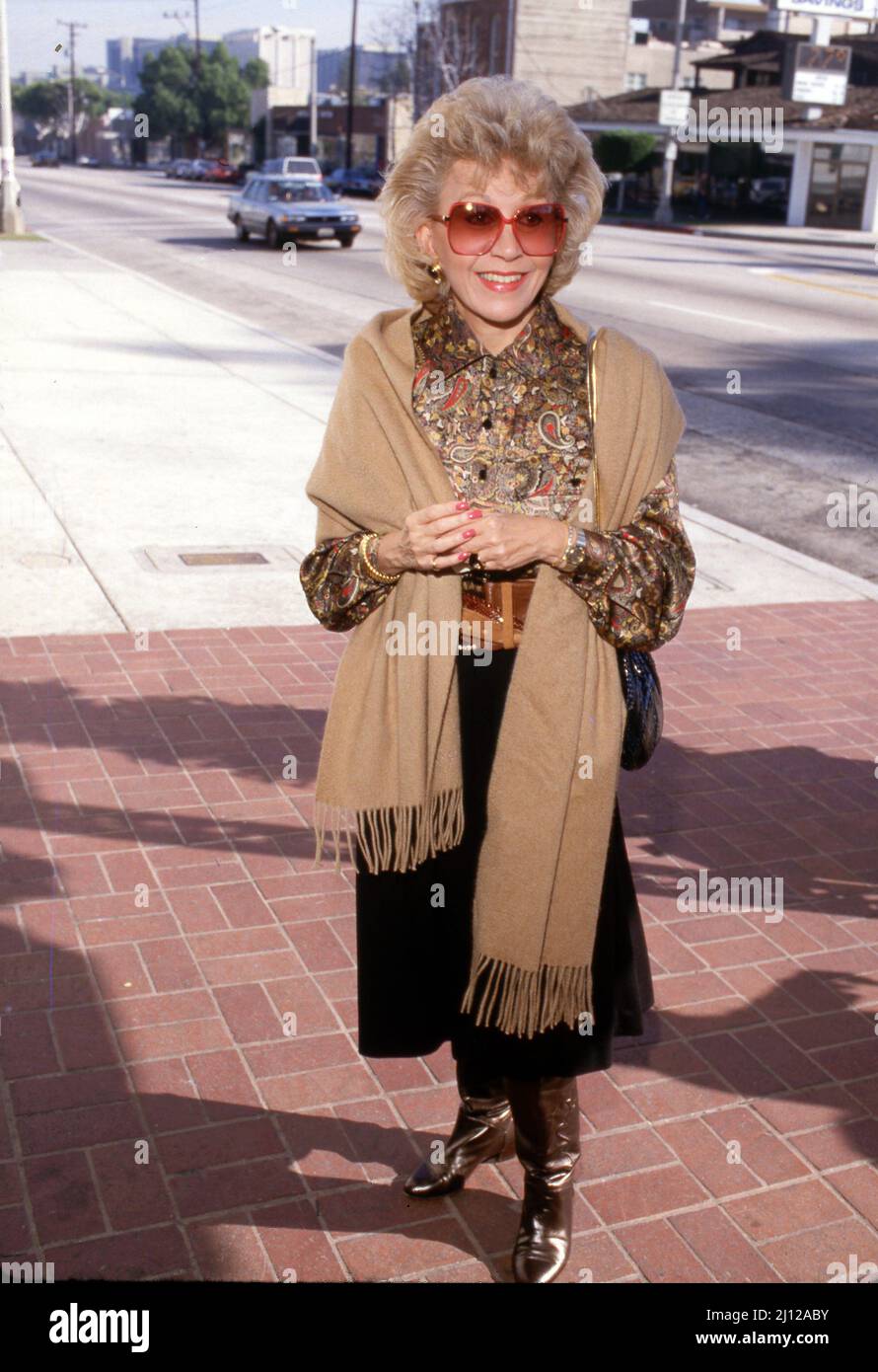 Rona barrett hi-res stock photography and images - Alamy