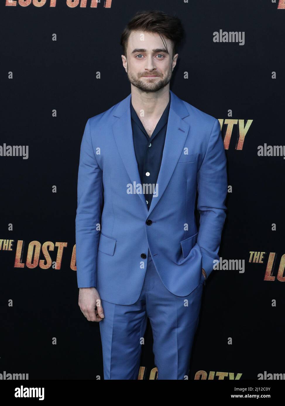 Daniel radcliffe portrait studio hi-res stock photography and images ...