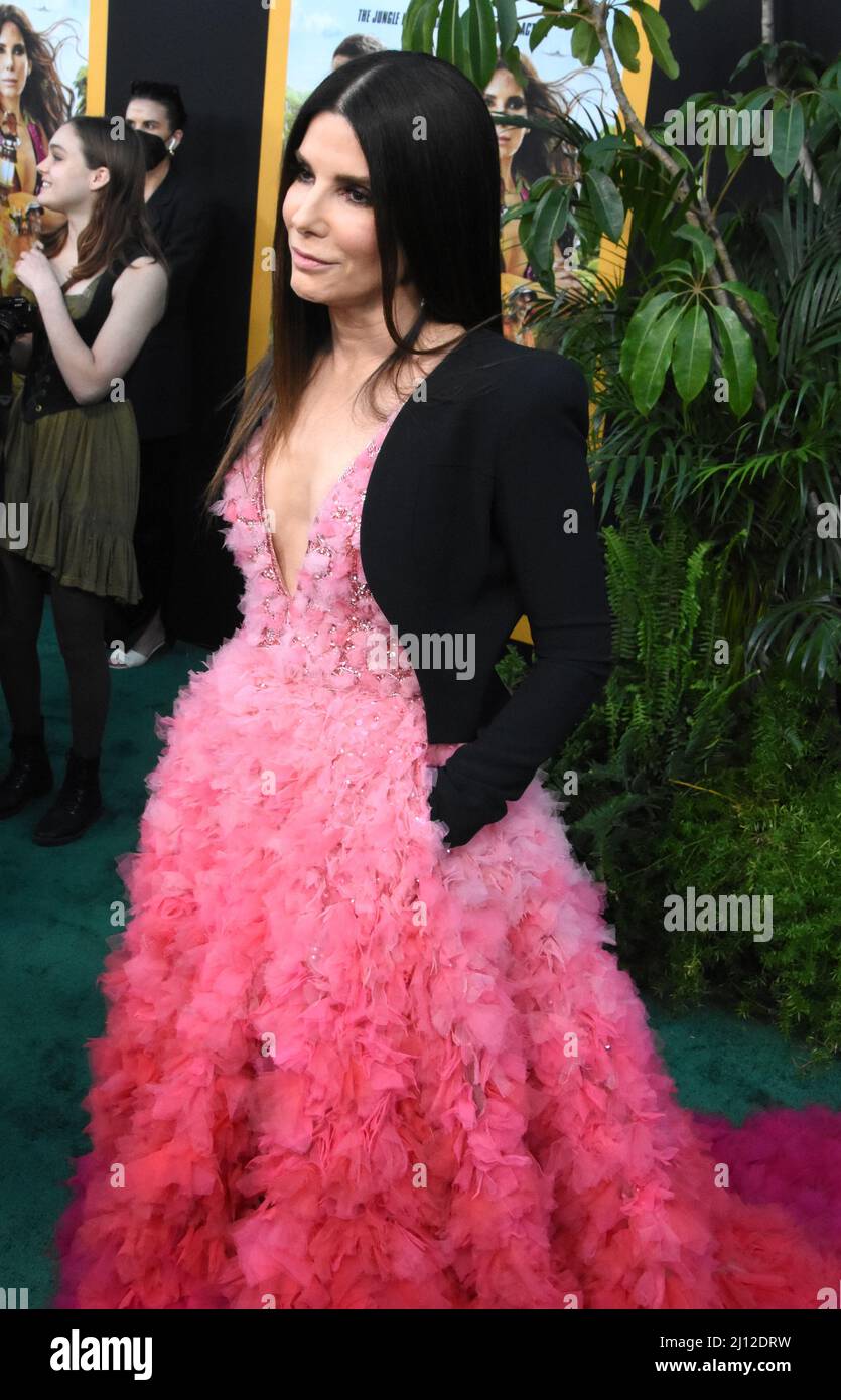 Sandra Bullock Golden Globes 2022