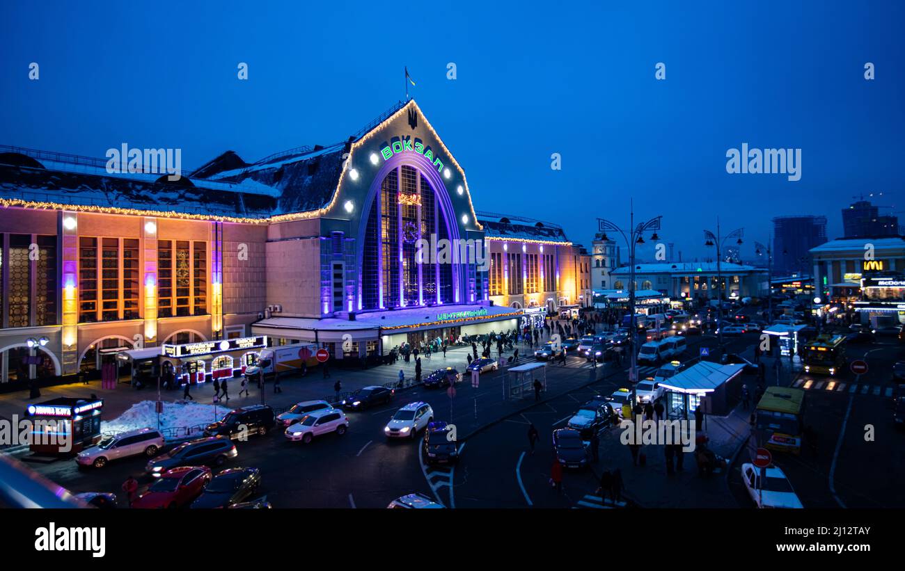 Kiev pasazhyrskyi railroad station hi-res stock photography and images ...