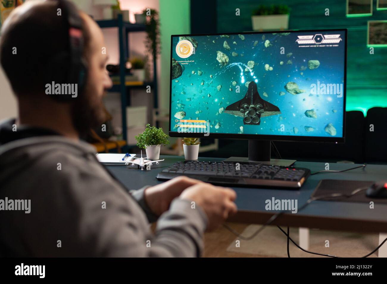 Man play rgb hi-res stock photography and images - Alamy