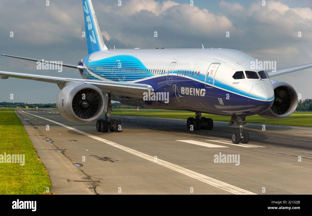 Boeing aviation center hi-res stock photography and images - Alamy
