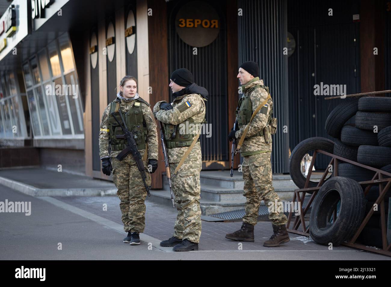 A dancer, Alina, 26 years old, patrol with her team, she joined the ...
