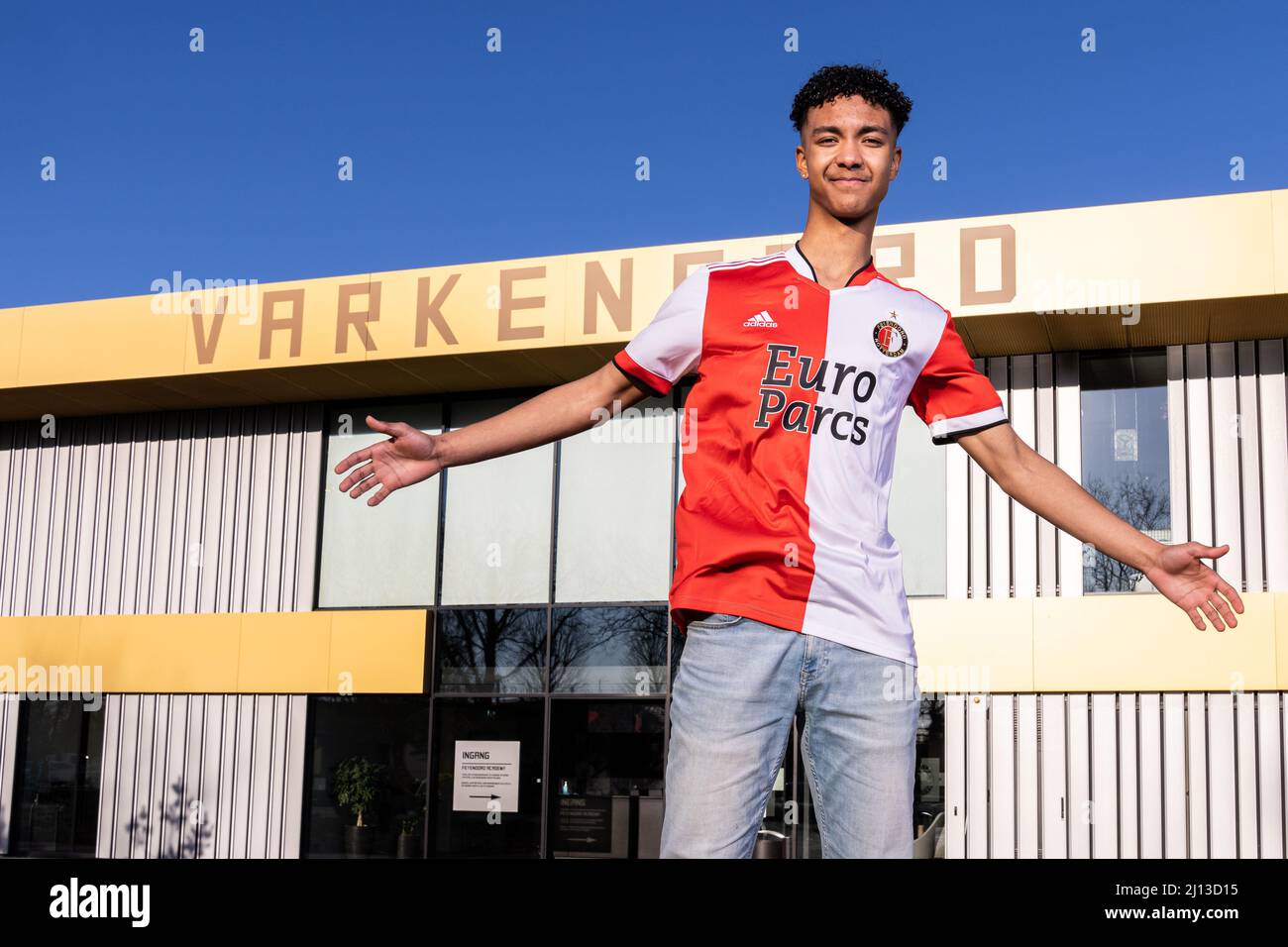 Rotterdam - Jayson Ezeb during the portrait session on 19 March 2022 in ...