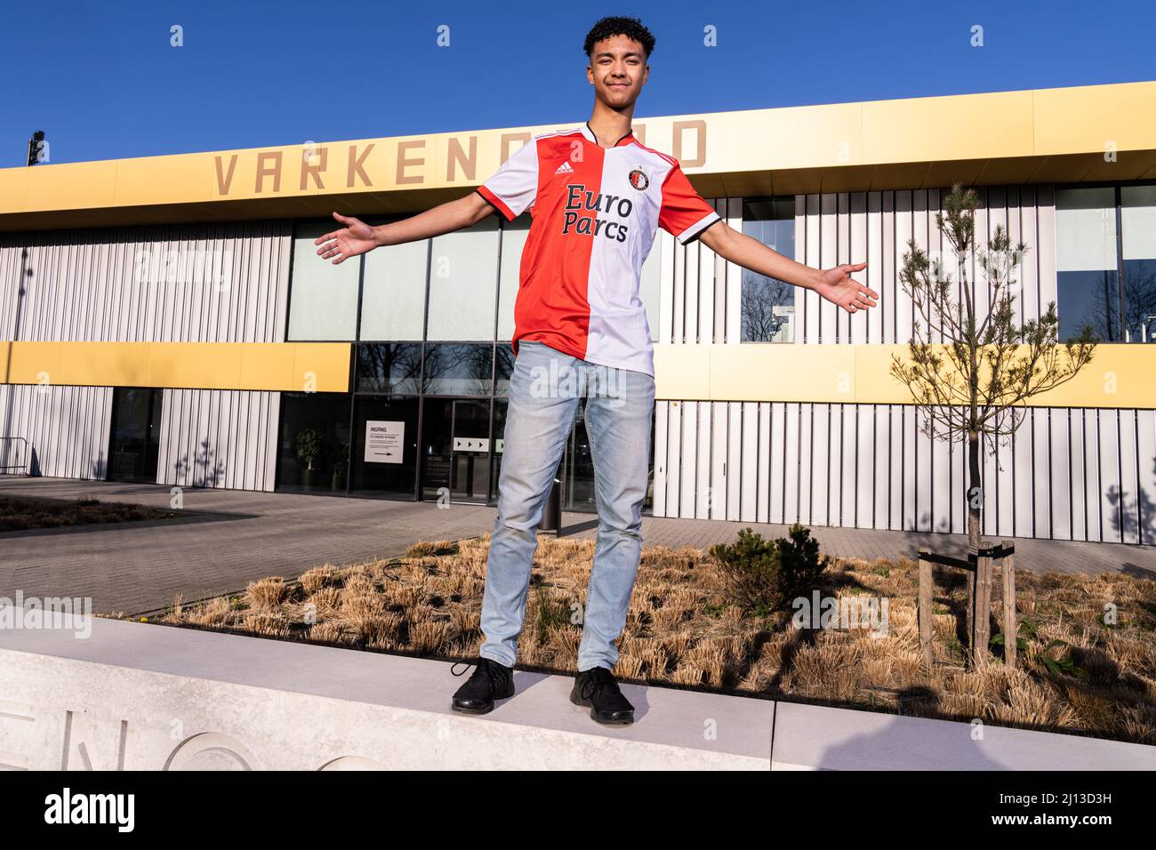 Rotterdam - Jayson Ezeb during the portrait session on 19 March 2022 in ...