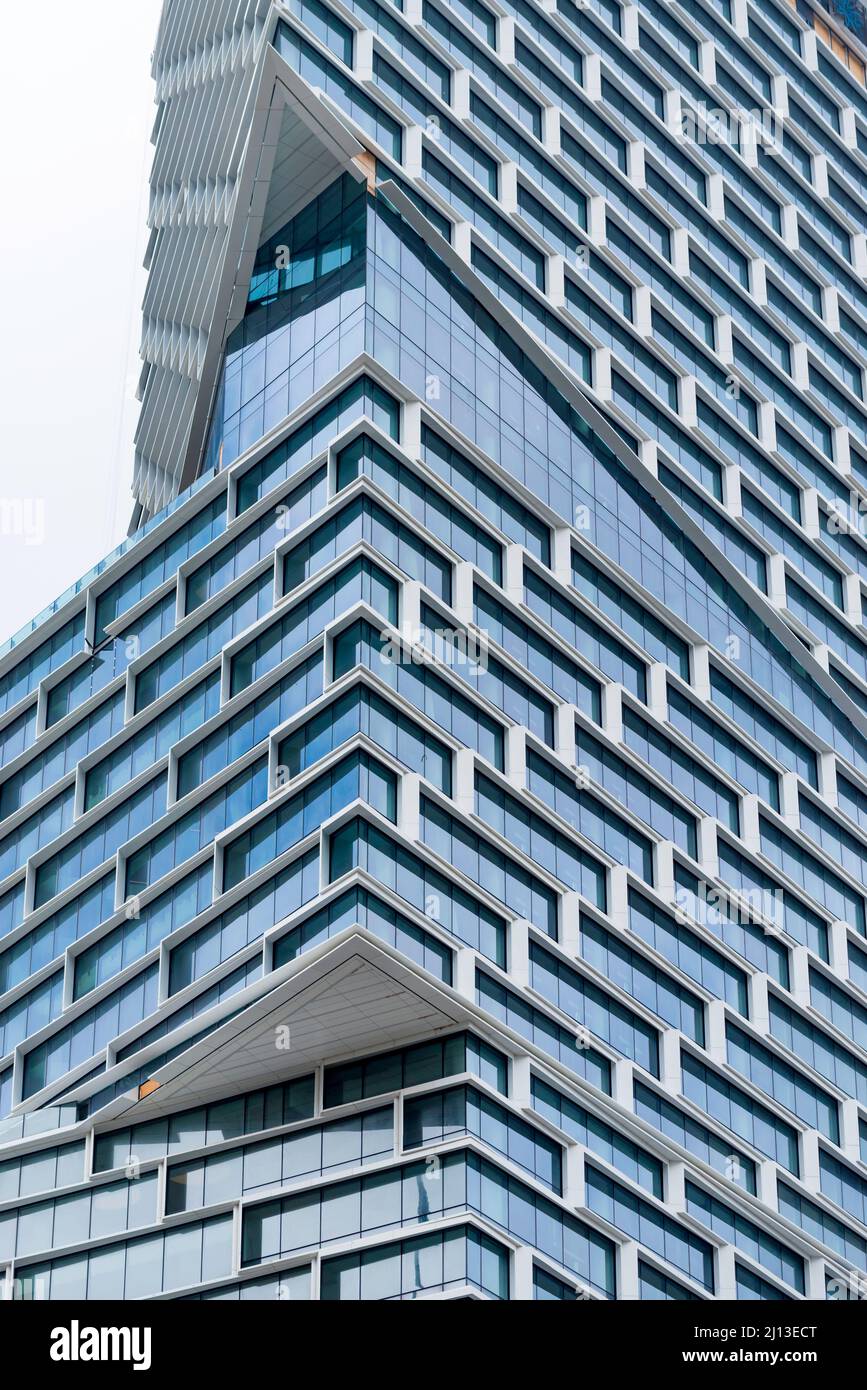 6 story building hi-res stock photography and images - Alamy