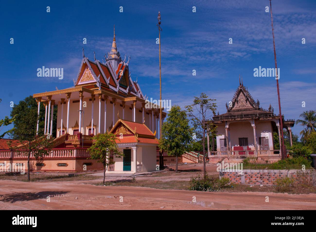 Buddhist Temples on the bank of the Tonle Sap River. Kampong Chhnang ...