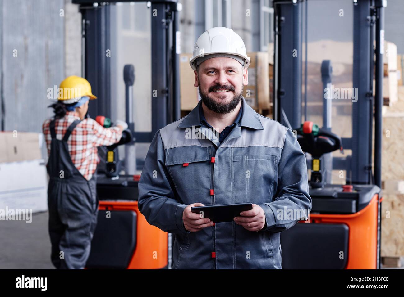 Picker warehouse hi-res stock photography and images - Alamy