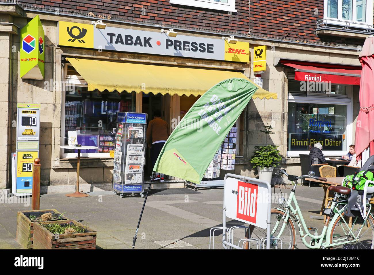 German kiosk hi-res stock photography and images - Alamy