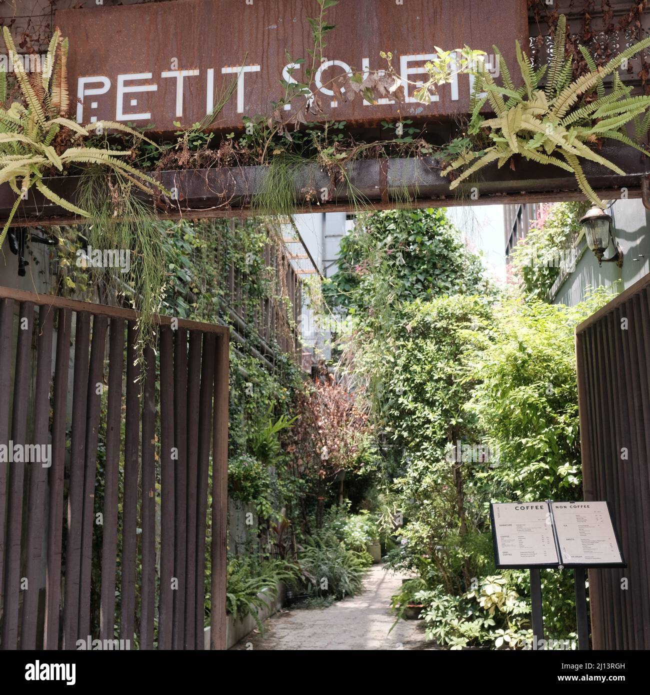 Petit Soleil Phra Athit Road Chana Songkhram Subdistrict, Phra Nakhon ...