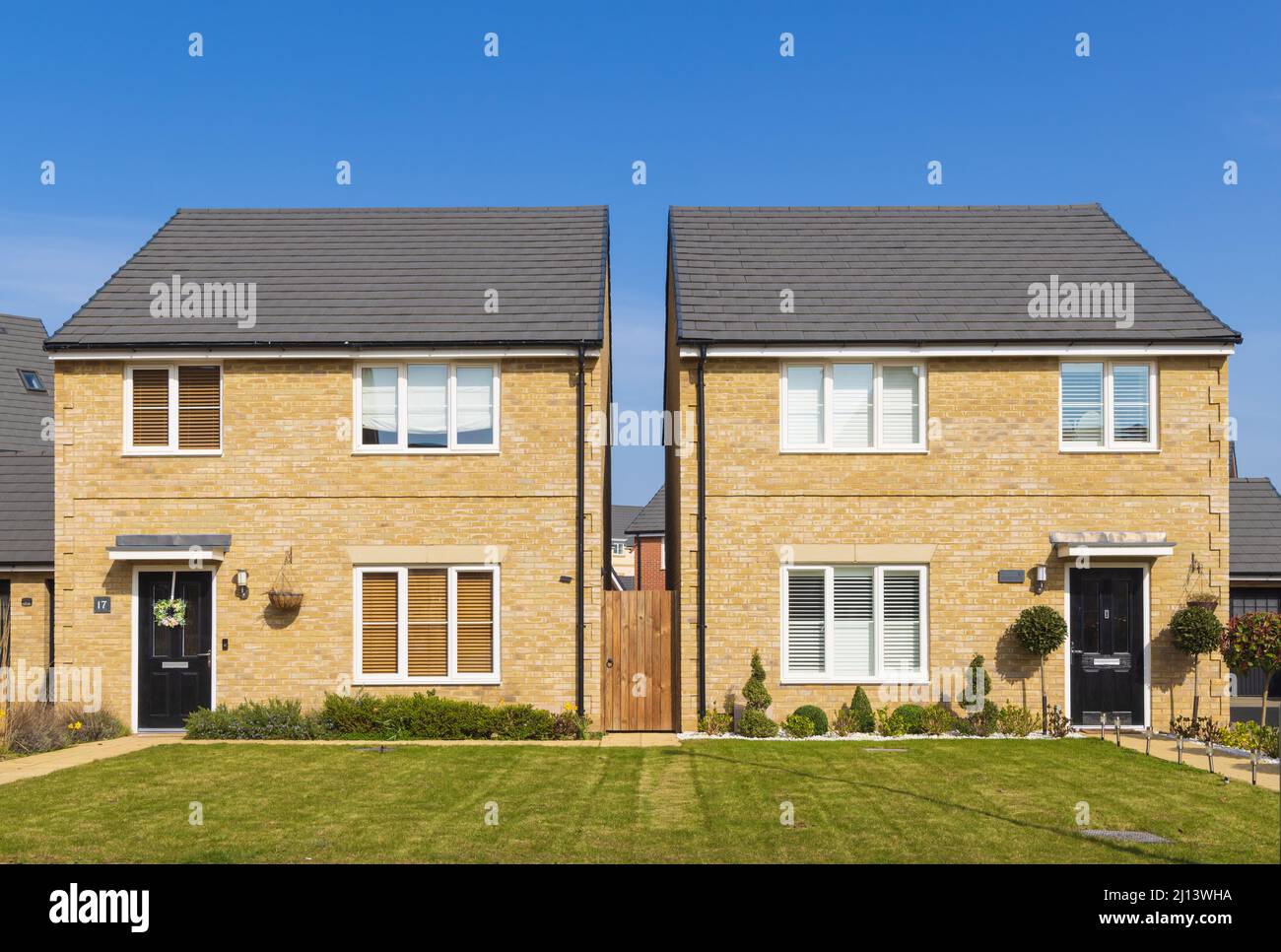 Uk new build hi-res stock photography and images - Alamy