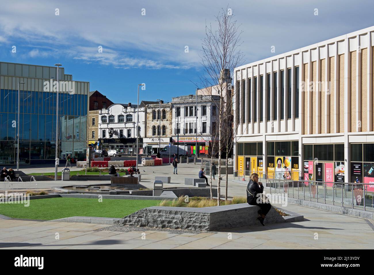 Glass Works Square, Barnsley, South Yorkshire, England UK Stock Photo ...