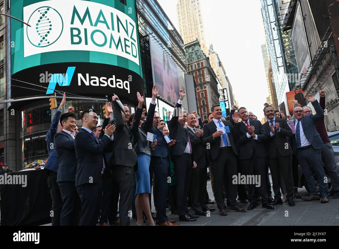 Nasdaq sign times square hi-res stock photography and images - Alamy