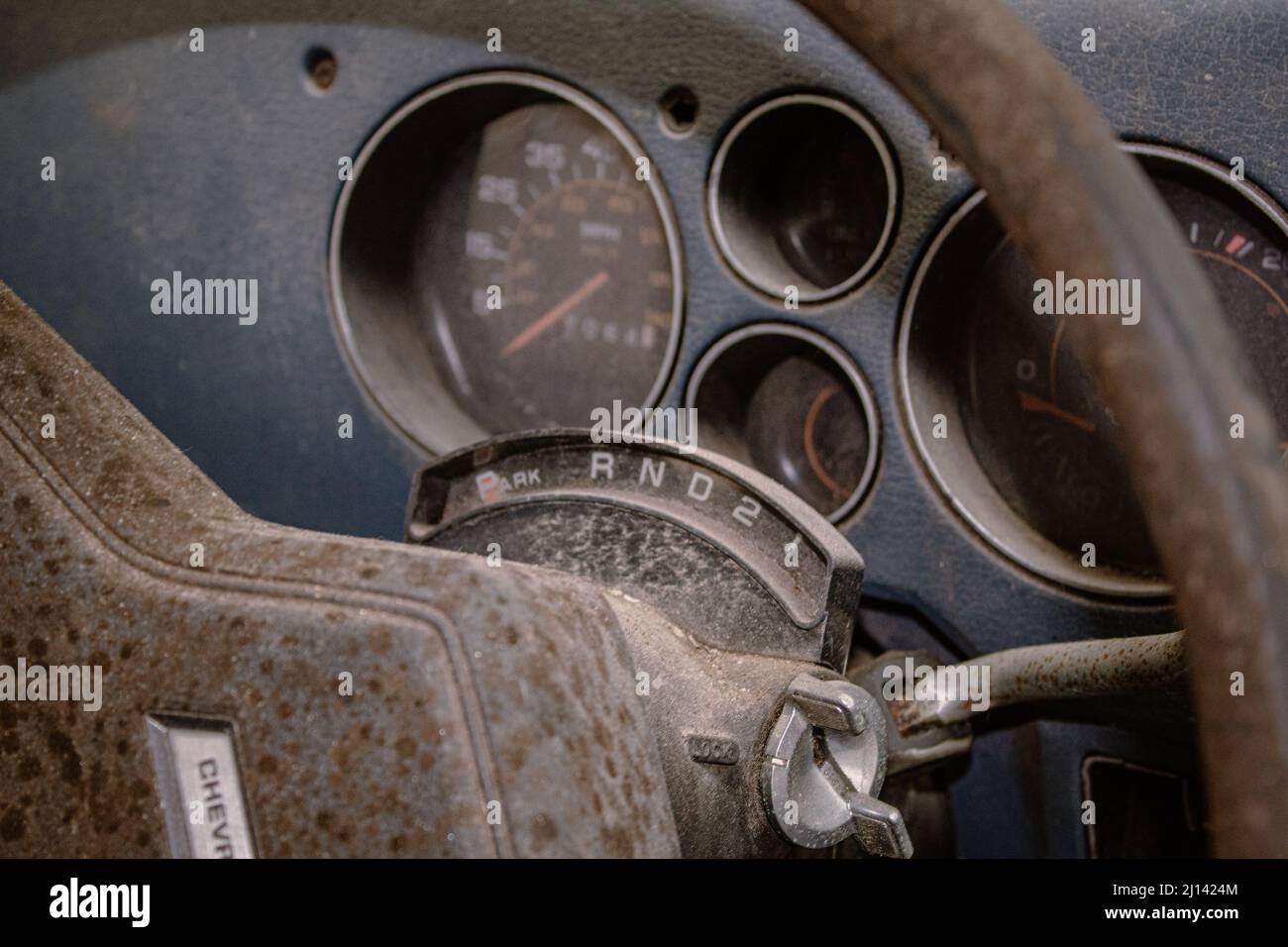 Dashboard and steering wheel in an old car Stock Photo - Alamy