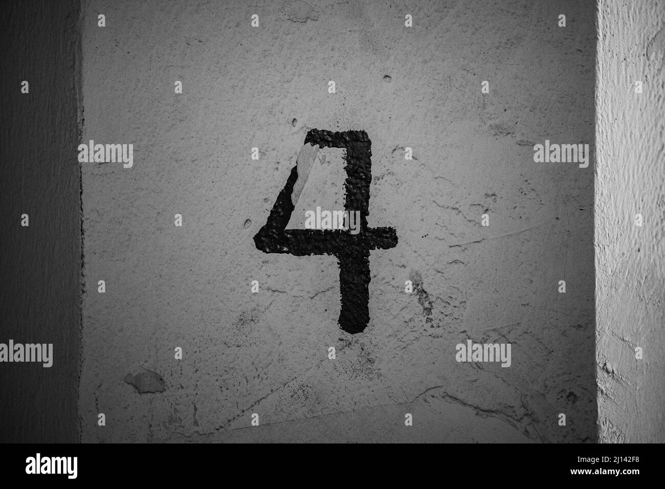 Number column Black and White Stock Photos & Images - Alamy