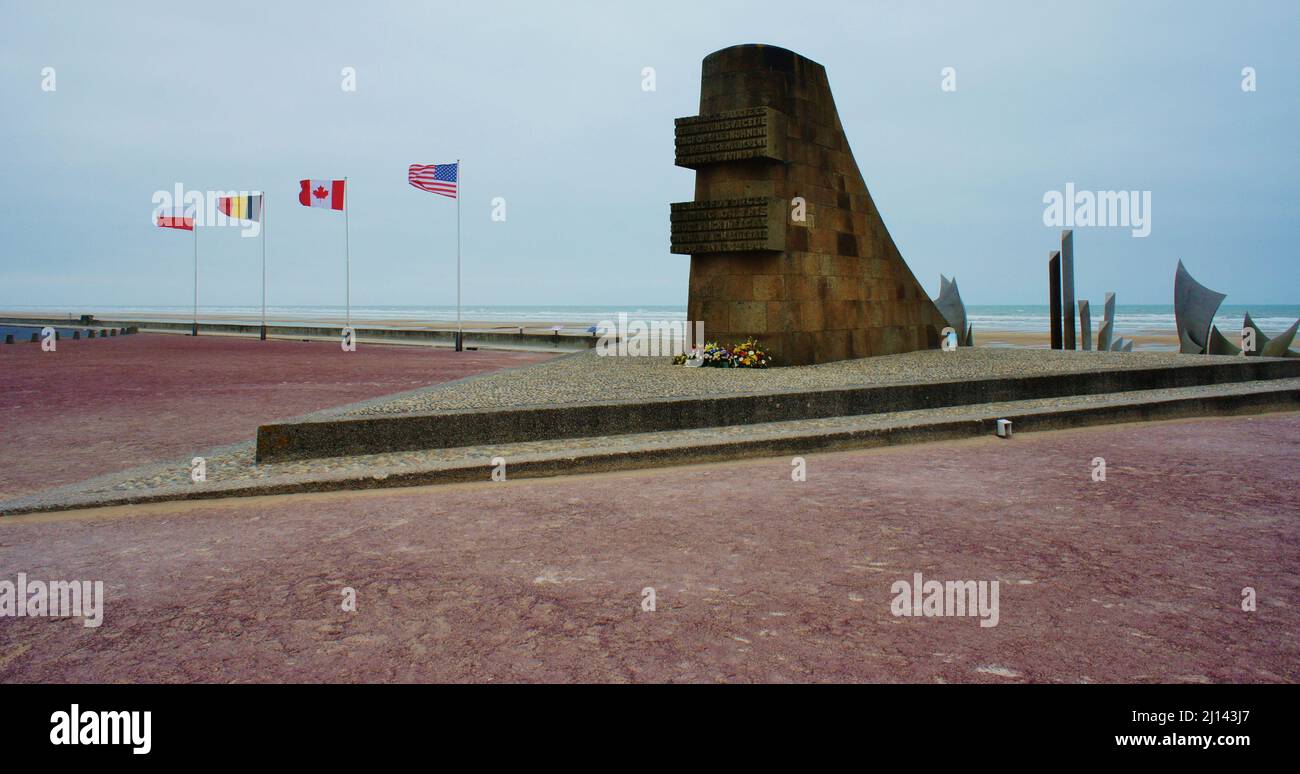 Omaha beach monument Stock Photo - Alamy