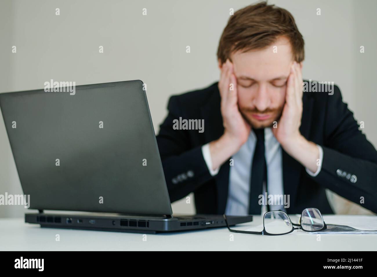 Stress computer hi-res stock photography and images - Alamy