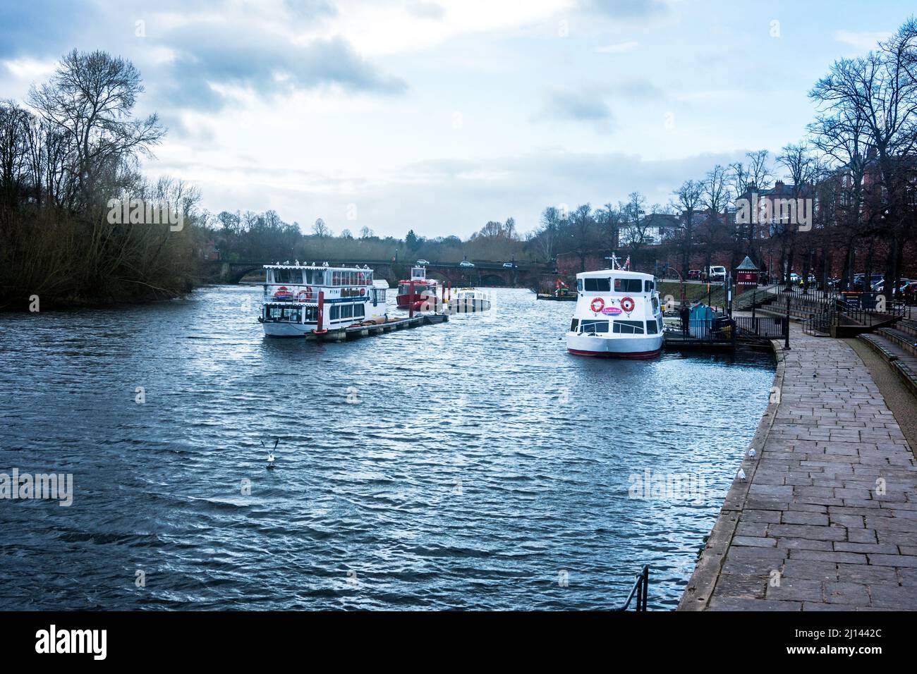 Pleasure craft on the River Dee near Chester city centre Stock Photo ...