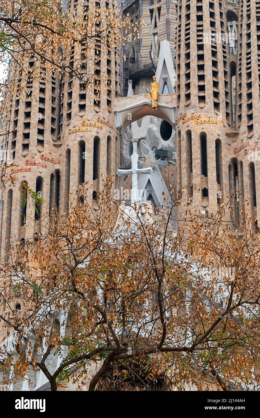 BASILICA i TEMPLE EXPIATORI de la SAGRADA FAMILIA BARCELONA SPAIN VIEW OF PASSION FACADE AND ...